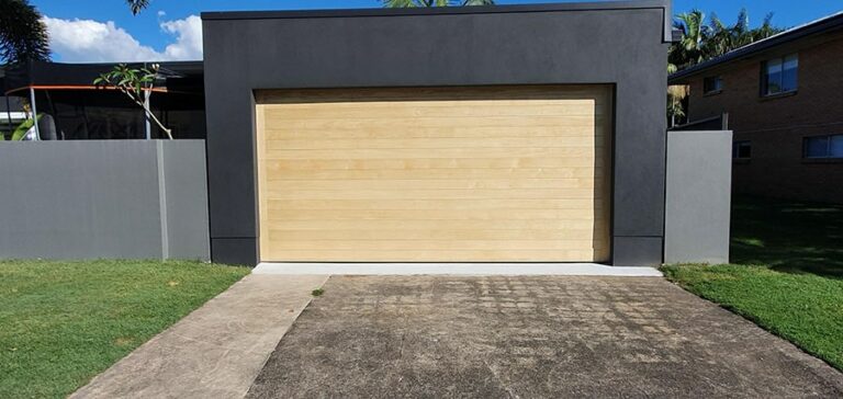Accoya® Wood Cladding | Gold Coast | Completed Projects | Steel-Line ...